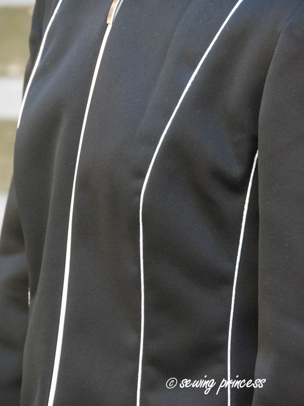 Pattern hacking: Cassock coat BCN Unique – Sewing Princess